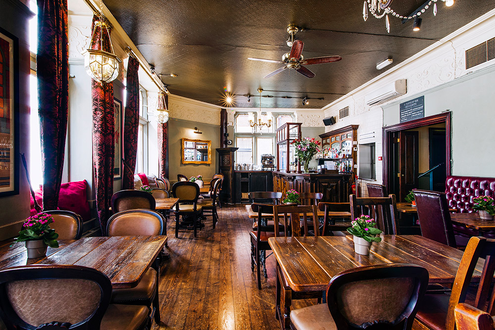 Group Bookings at The Clachan - Nicholson's Pubs