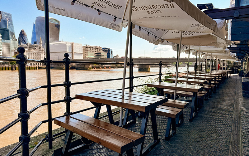 Group Bookings at The Old Thameside Inn - Nicholson's Pubs