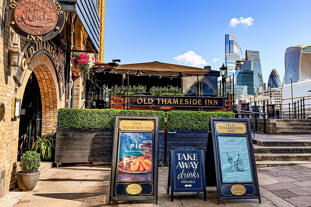 Group Bookings at The Old Thameside Inn - Nicholson's Pubs