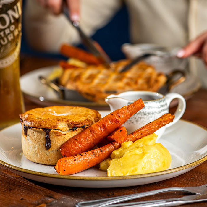 Explore Our Main Menu in Edinburgh | The Mitre Bar