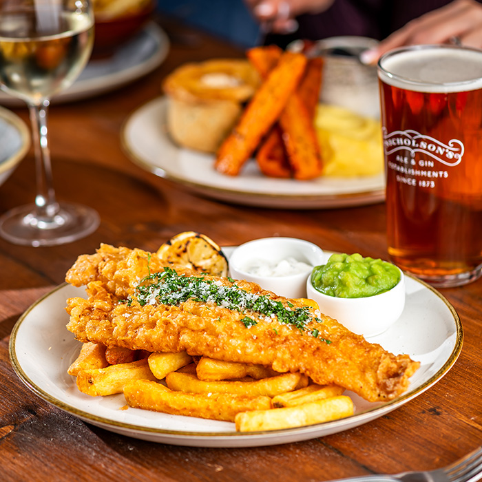 Explore Our Main Menu in Edinburgh | The Mitre Bar